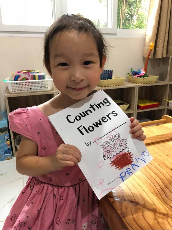 Counting Flowers book : หนังสือทำมือ – ChiangmaiMommy
